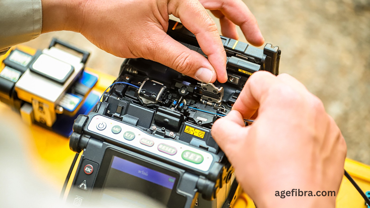 Fiber Optic Splicing Types, Methods, and Applications Explained - AgeFibra
